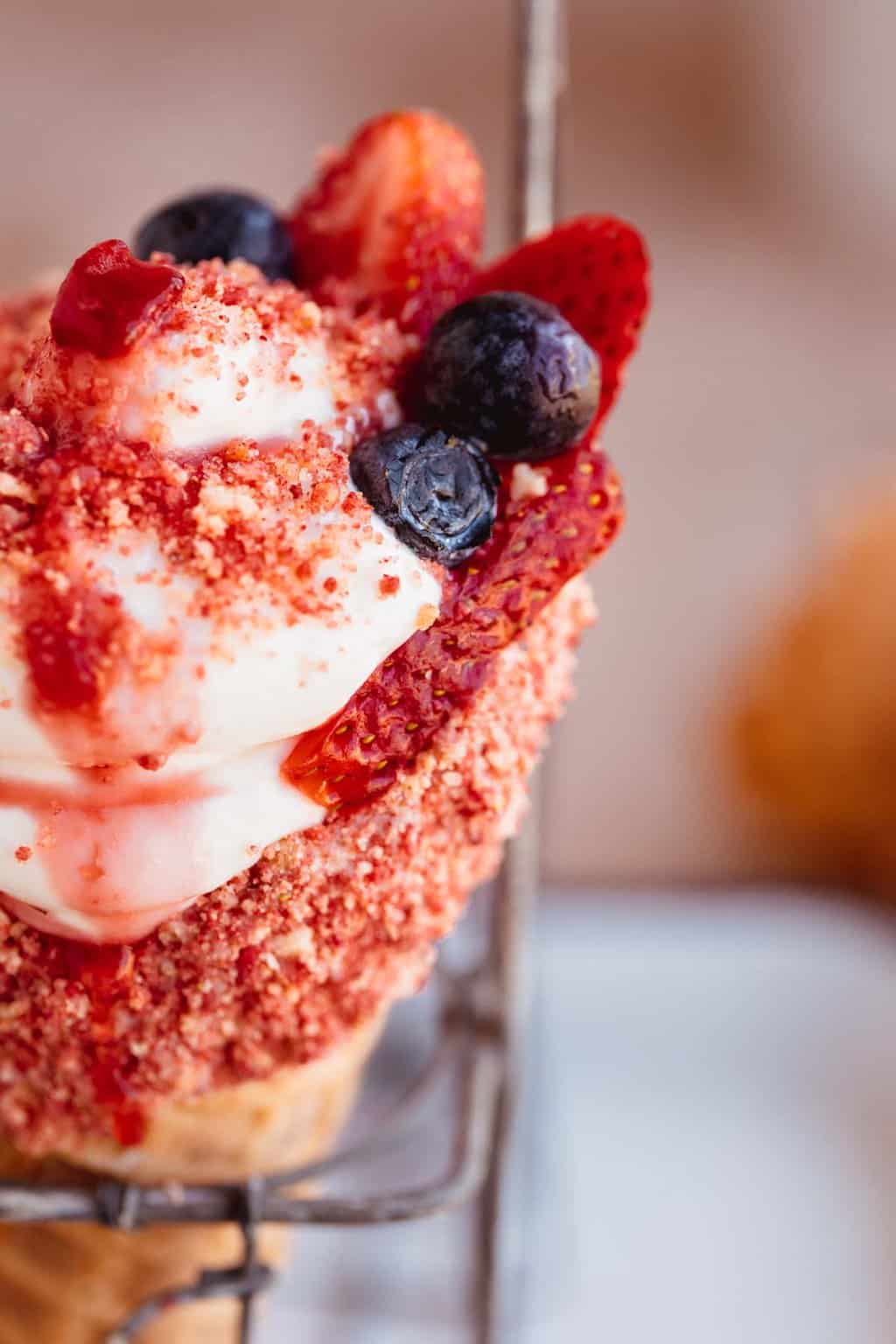 Strawberry Crunch Cheesecake Cones - In Krista's Kitchen