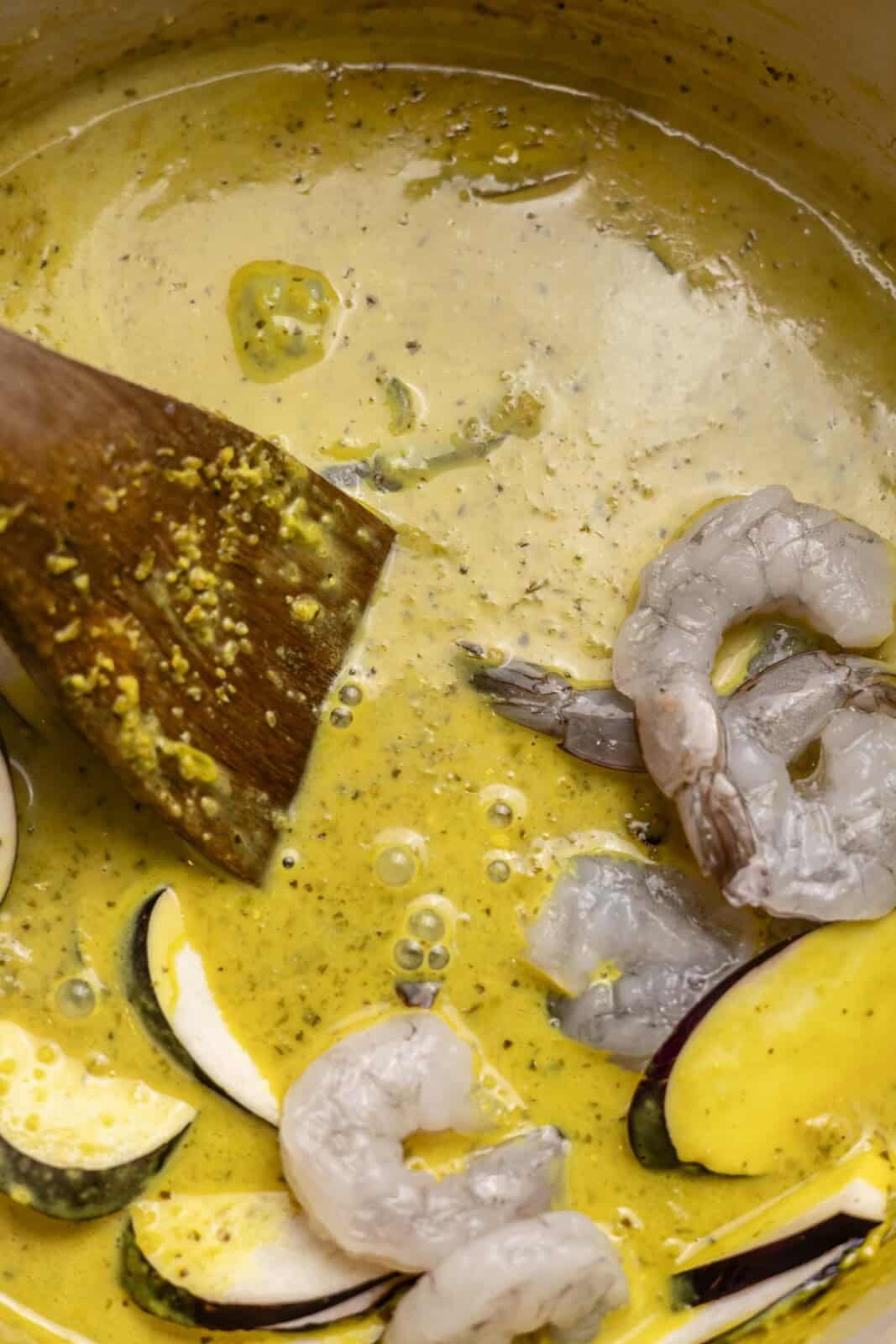 Easy Green Curry Shrimp (Thai Shrimp Curry) - In Krista's Kitchen