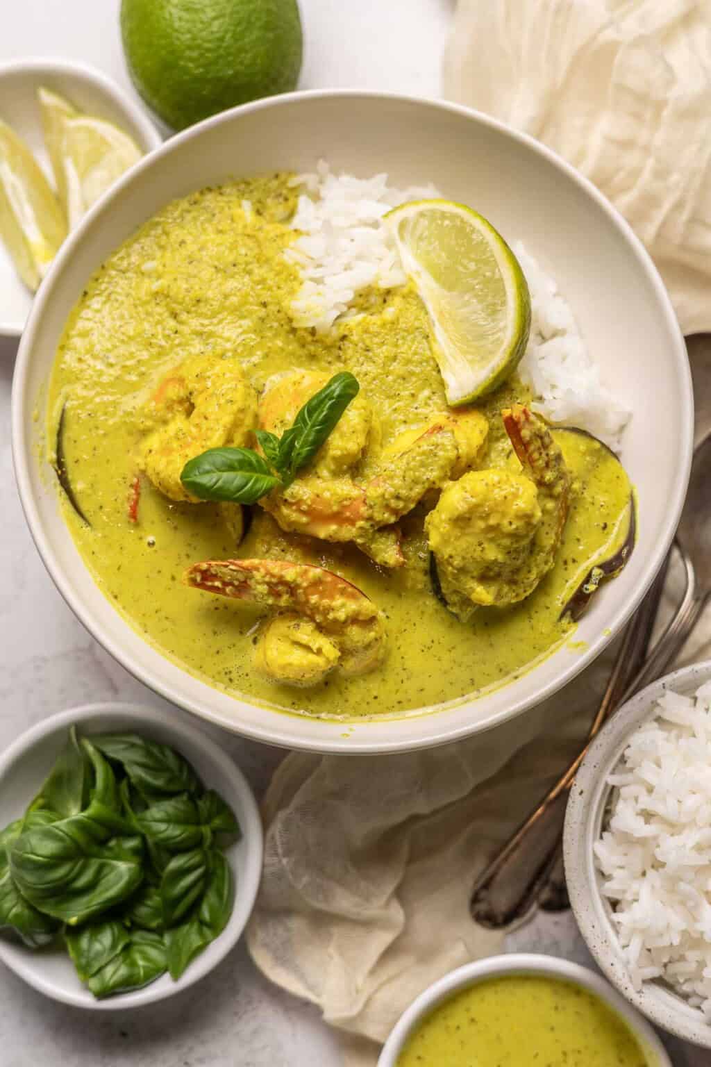 Easy Green Curry Shrimp (Thai Shrimp Curry) - In Krista's Kitchen
